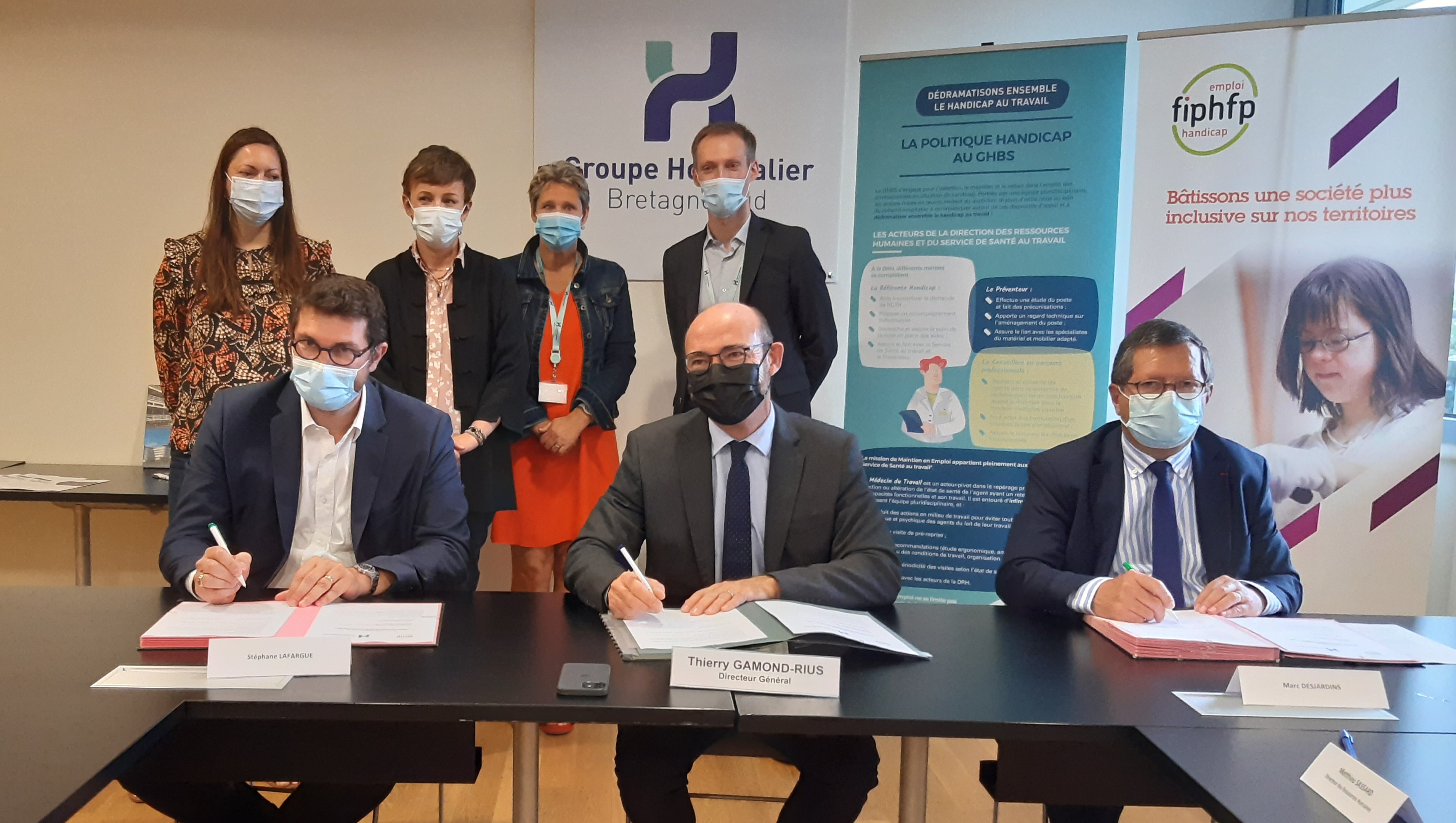 Signature d'une convention entre le FIPHFP et le GHBS